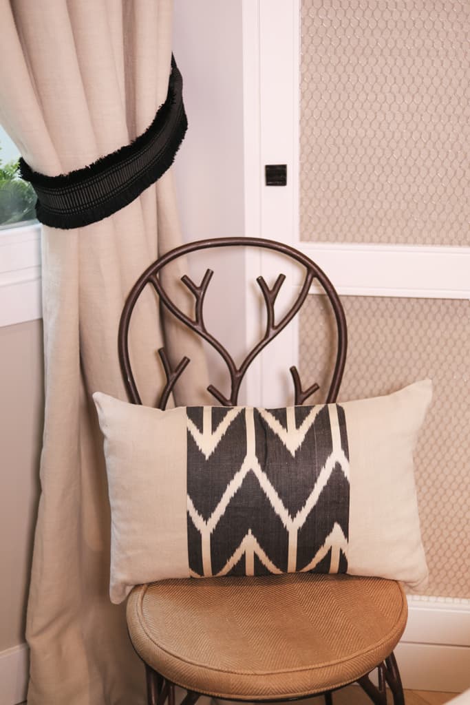 TASHKENT Linen cushion 50x30cm - Arrow